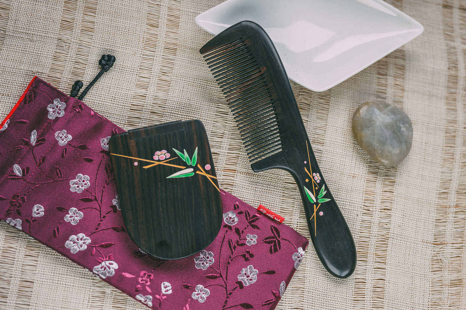 Why Use A Wooden Comb: Top 6 Hair Benefits – Tan Mujiang